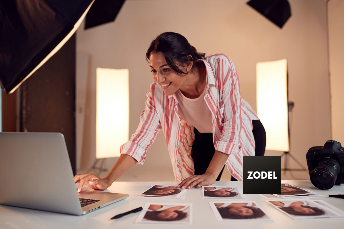 Hire Commercial Models for Advertising Campaigns